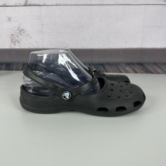 CROCS | Shoes | Crocs Womens Shoe 6 Black Rubber Pool Outdoor Light ...